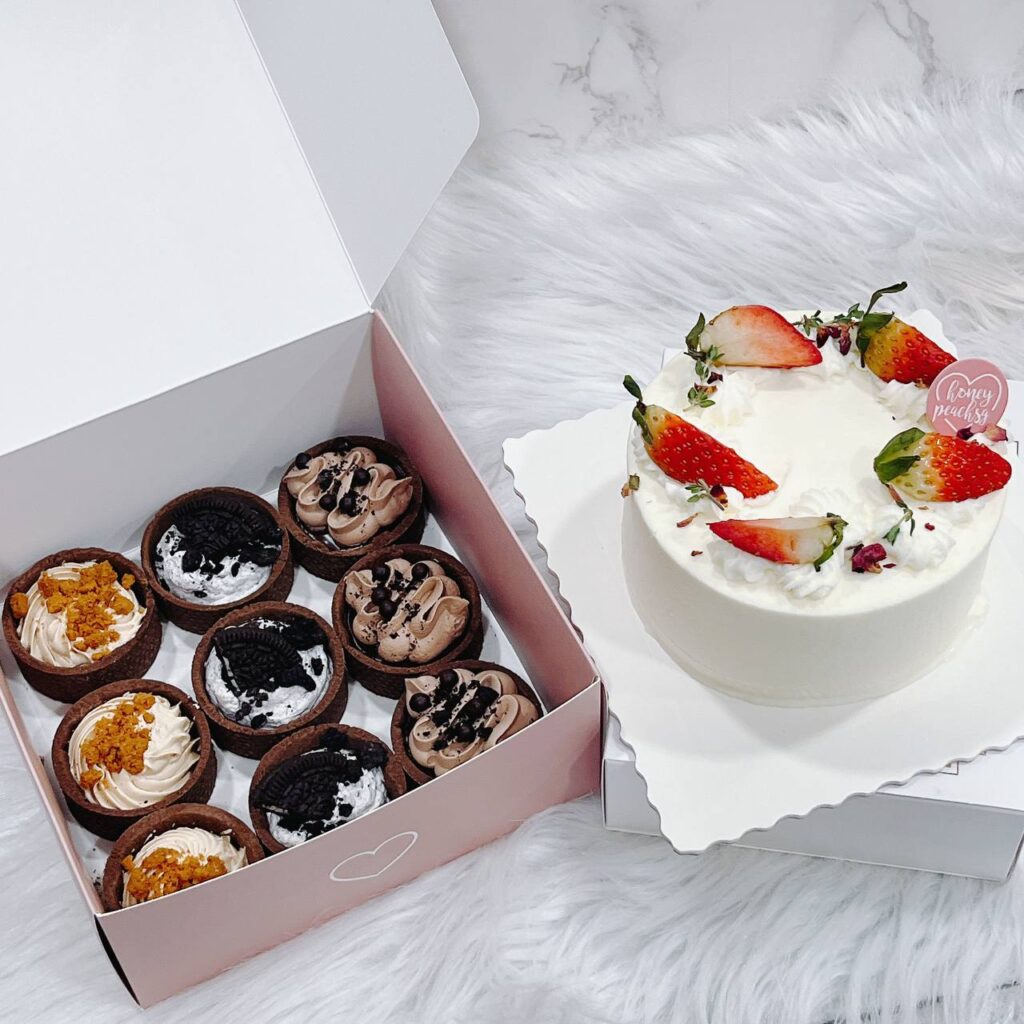 Assorted Tarts & Cake Bundle Set